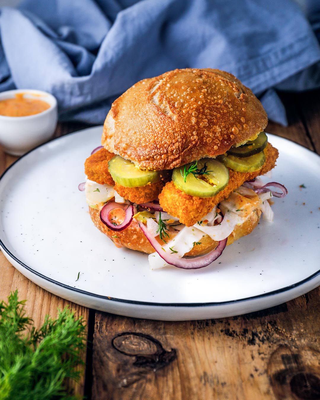 Veganer Fisch-Burger mit Fench-Slaw | FRoSTA
